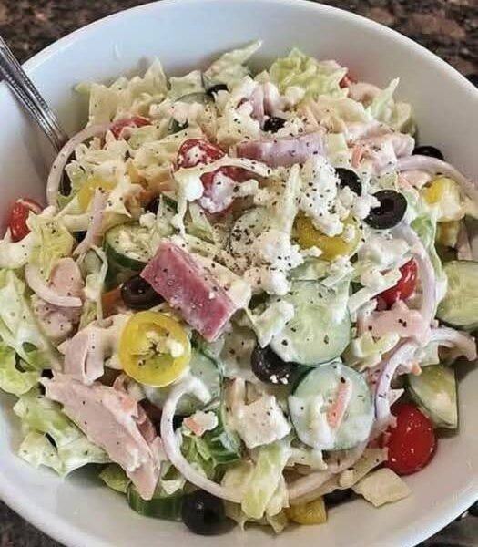 Creamy Anti-Inflammatory Mediterranean Salad Recipe – Easy Yum Recipes
