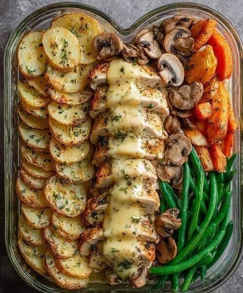 Baked Cheesy Chicken & Vegetables – Easy Yum Recipes